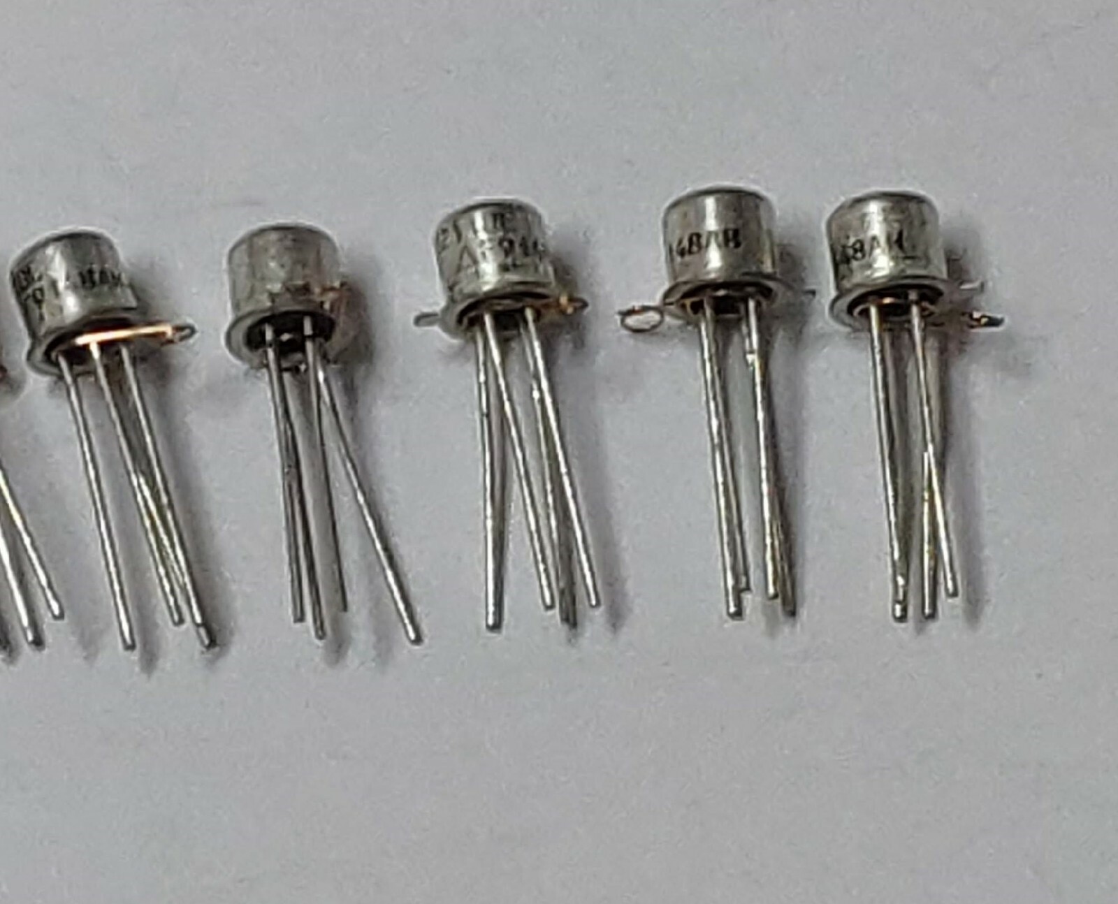 180 PCS SILICONIX SD211DE TRANSISTORS METAL CAN F9148AH 4-PIN | eBay