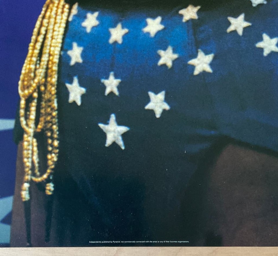 Lynda Carter Wonder Woman Blue Background Rare 1999 Vintage Poster 24 x ...