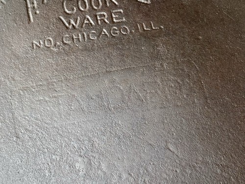 Chicago Hardware Foundry #8 Cast Iron Skillet with “Standard” Ghost ...