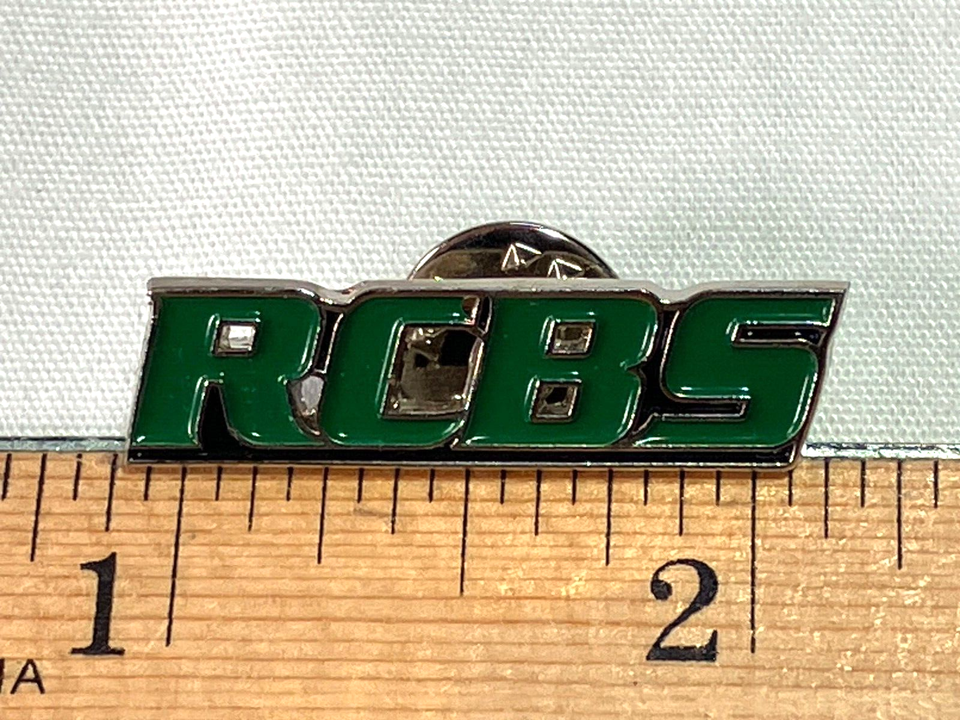 RCBS GUN SHOW SWAG SET OF 3: 1 STICKER DECAL 1 LAPEL HAT PIN 1 LANYARD ...
