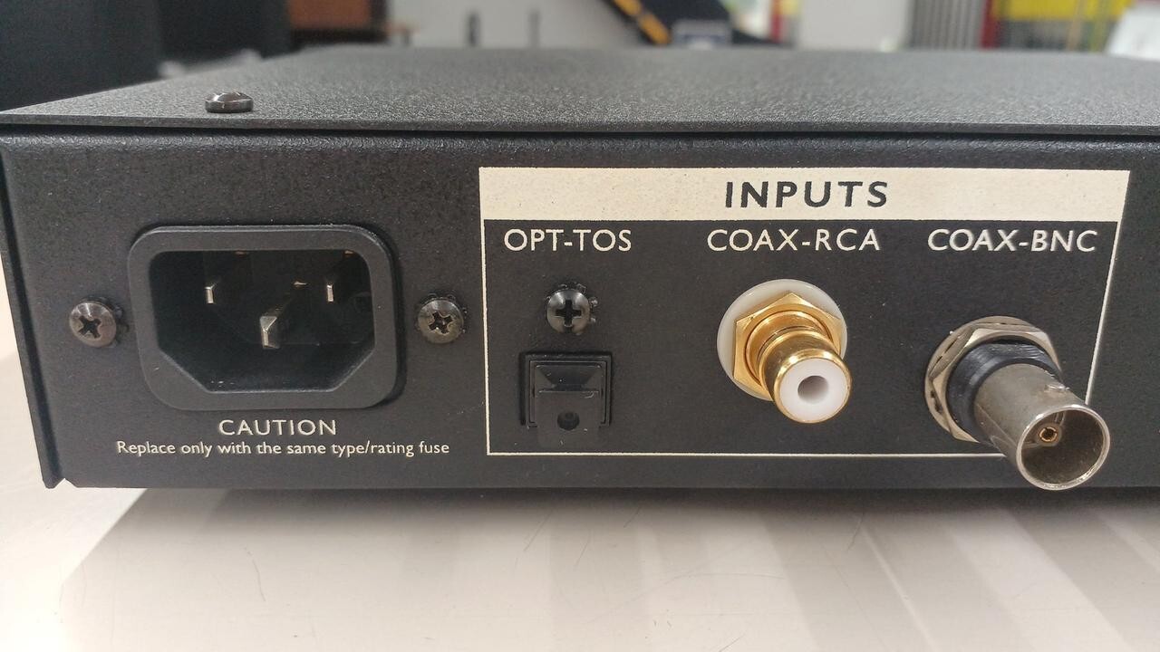 ASSEMBLAGE DAC-2 D/A Converter Black HDCD Compatible Multi-bit Used ...