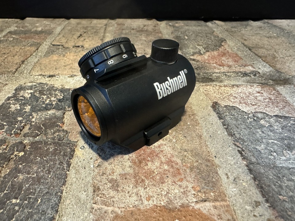 Bushnell TRS-25 Red Dot - 1x20mm Sight, Hi-Rise Mount, 3 MOA Reticle ...