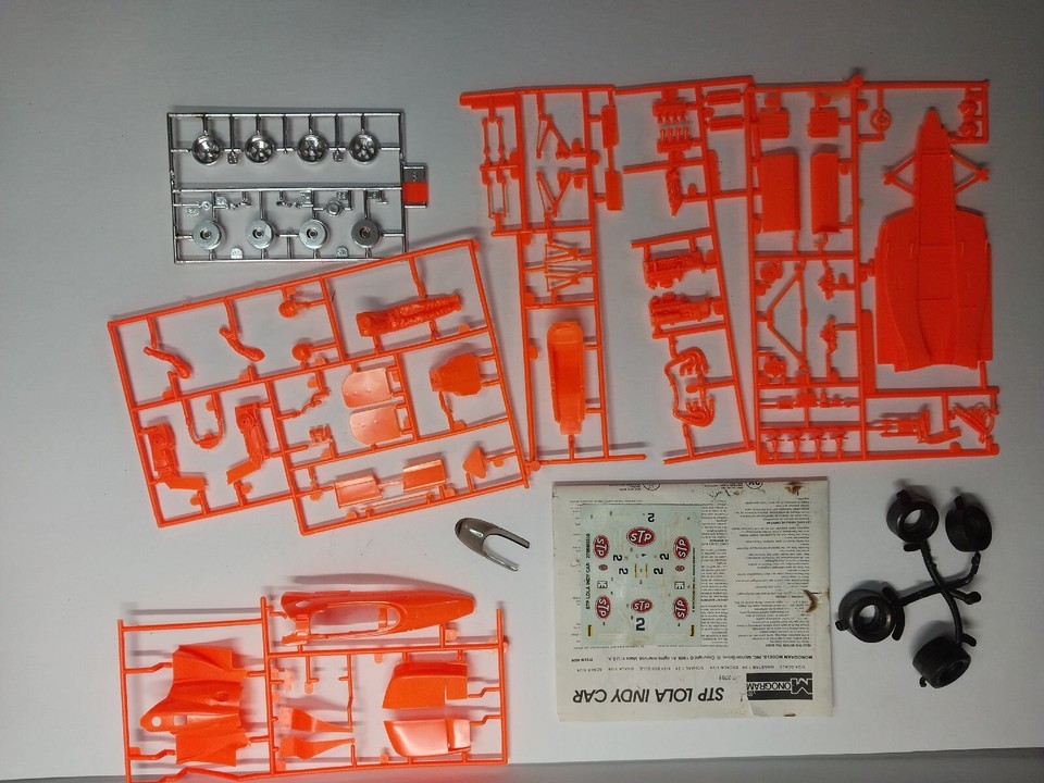 1/24 Monogram # 2795 '89 Indy Car Series STP Vince Granatelli Lola ...
