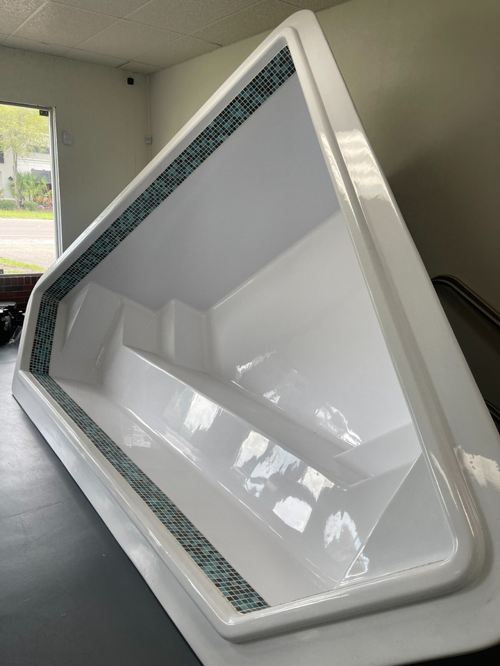 Fiberglass Pool shell Diamond ( 10x10x3.9 deep) Blue or white | eBay