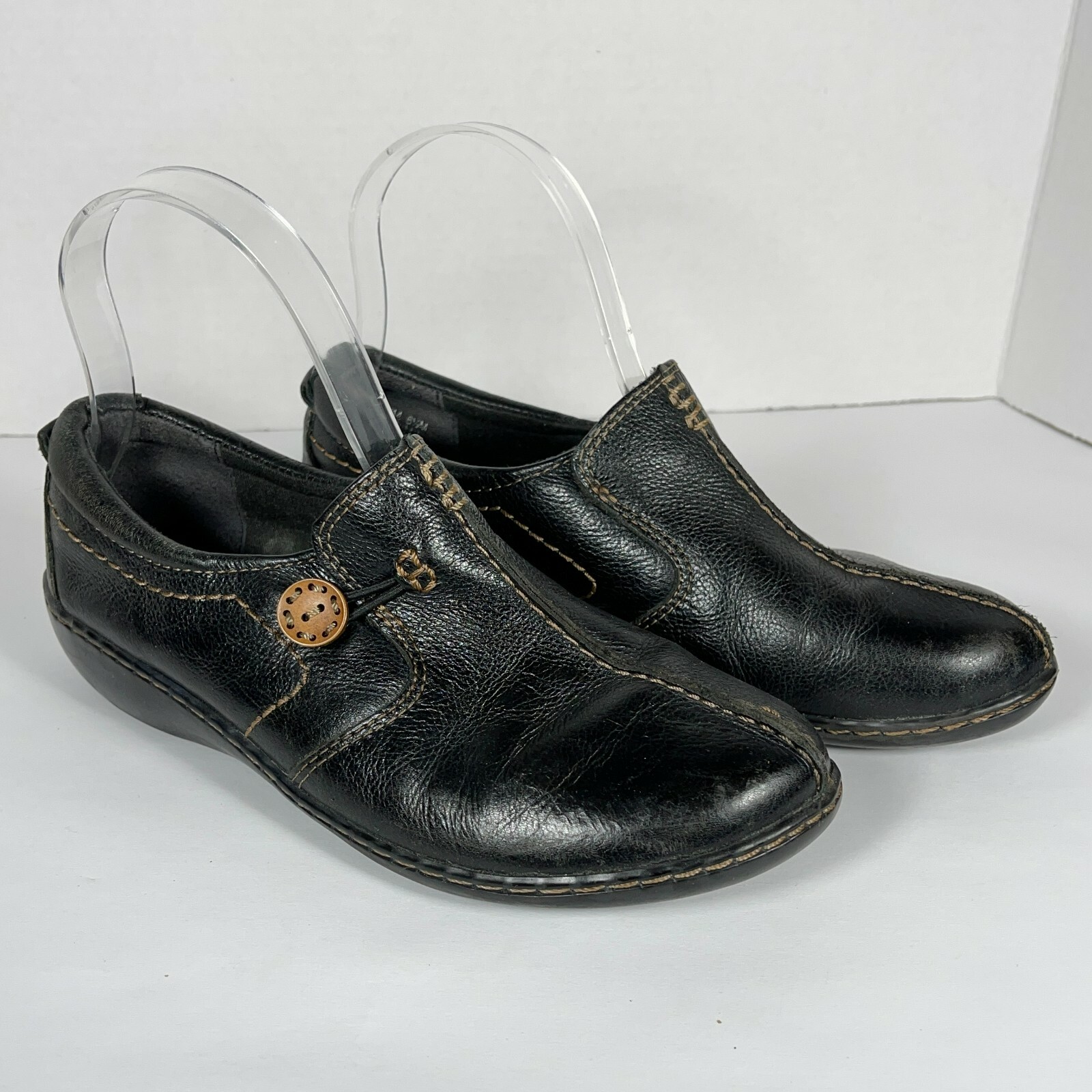 Clarks Collection Black Leather Button Ashland Slip O… - Gem