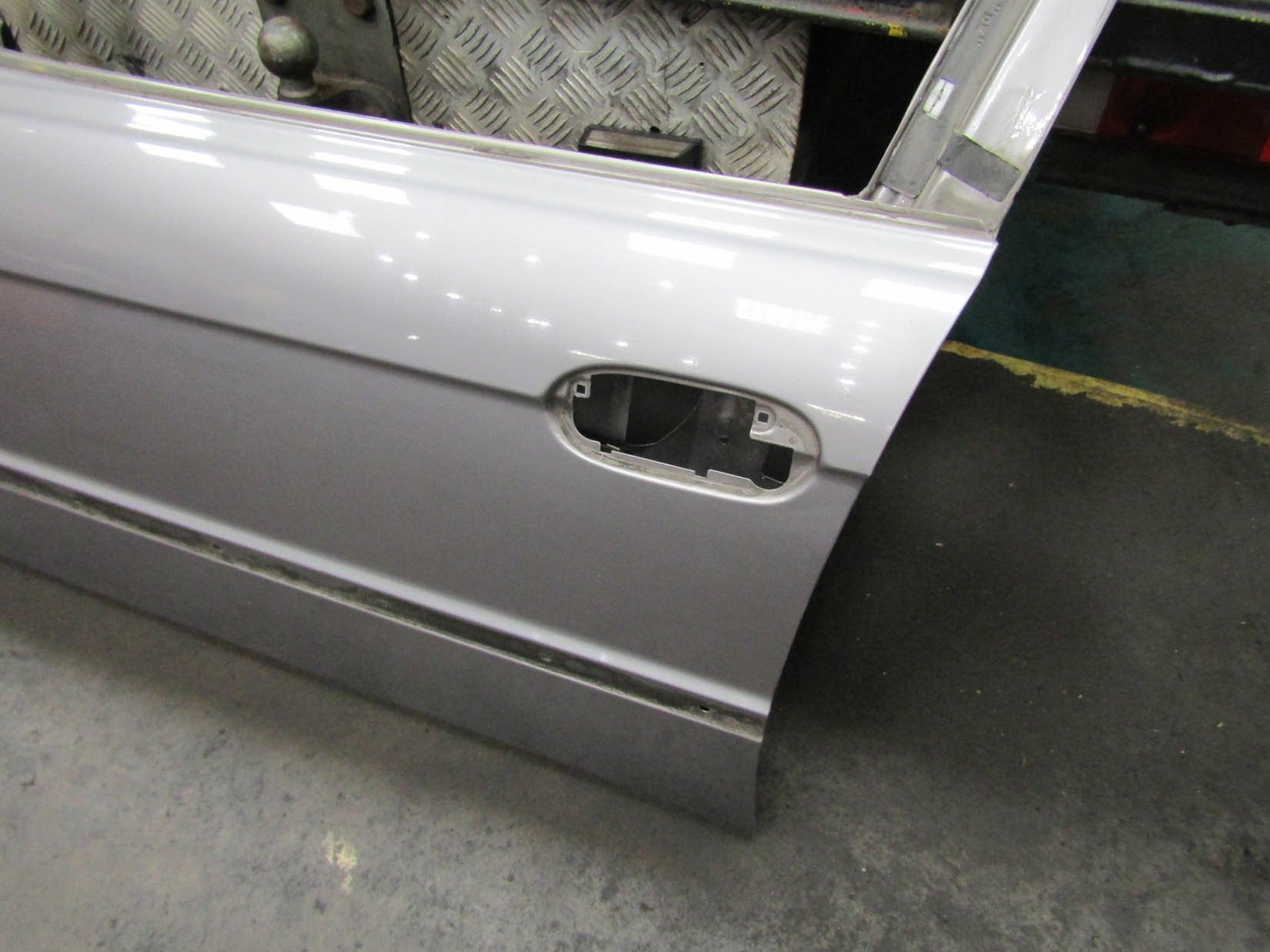 BMW 7 series E38 91-04 740 IL LH NS left front door panel aspen silver ...