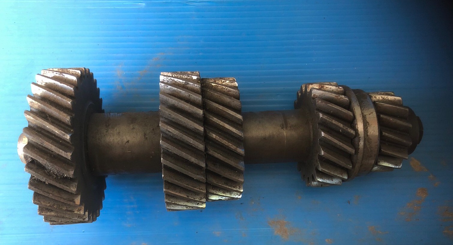 BMW 2002 TI / TII / TURBO GETRAG 235/5 DOGLEG GEARBOX COUNTER SHAFT ...