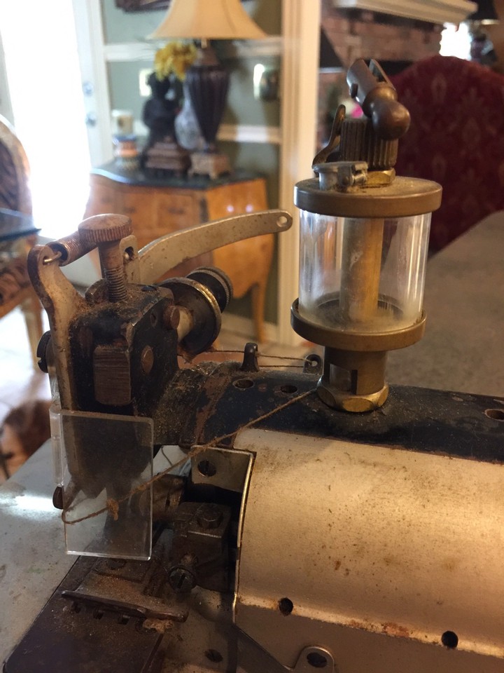 Antique MERROW SEWING MACHINE Co. #60-D3B #142528 Commercial INDUSTRIAL ...