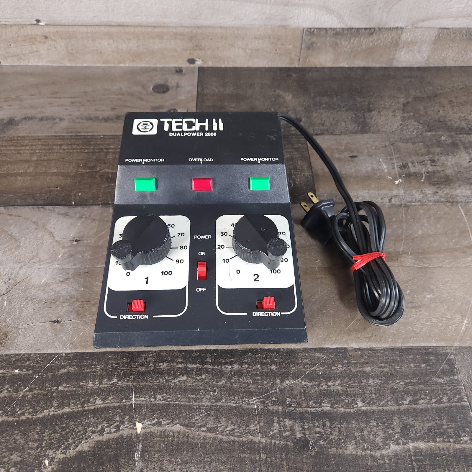 MRC Tech II Dual Power 2800 Model Train Transformer / Controller ...