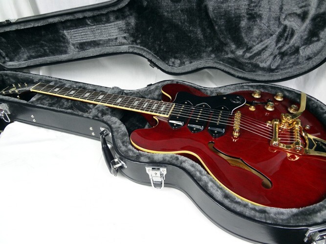 Beautiful Epiphone Riviera P93 WR Hollow Body Electric Guitar w/ Case ...