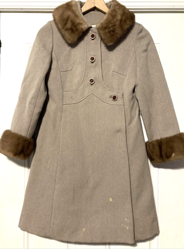 Vintage PRESENTATION Coat Women’s ? Beige Wool Swing Faux Fur Collar ...
