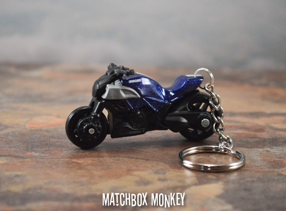 Ducati Diavel Custom Keychain FOB Porte Cles Llavero Key Ring ...