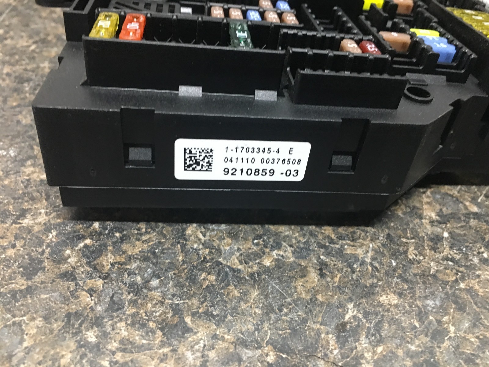 2011 2012 2013 2014 BMW X3 F25 TRUNK MOUNTED FUSE BOX ASSEMBLY 9210859 ...