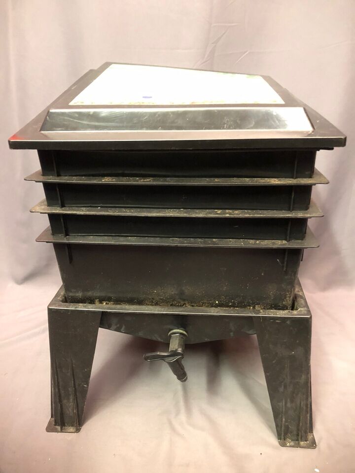 Worm Factory 360 Upward Migration 5 Stacking Tray Composting Bin Kit ...