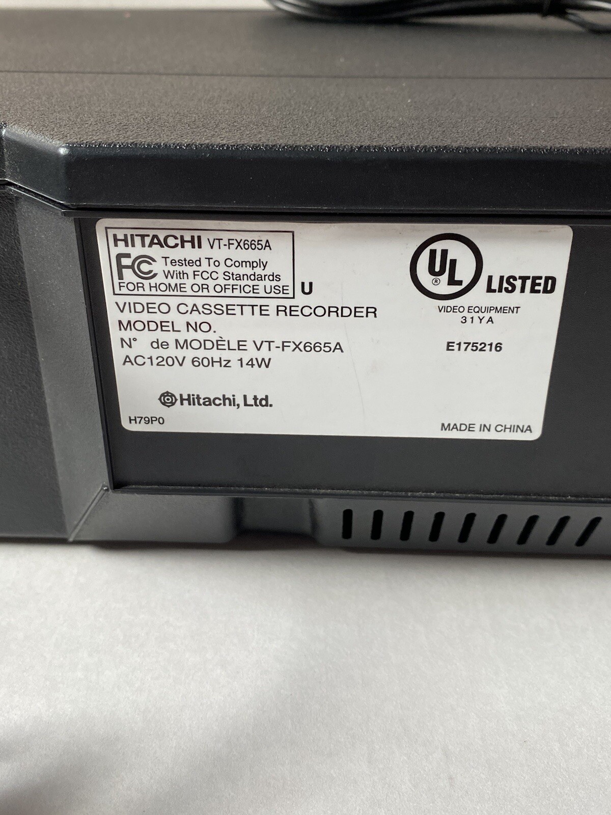 Hitachi VT-FX665A VHS VCR 4-Head Video Cassette Recorder Hi-Fi Stereo ...