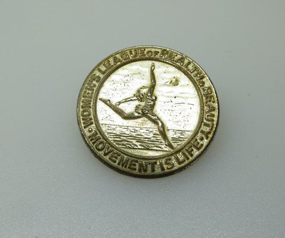 H W MILLER LTD METAL BADGE - WOMEN'S LEAGUE OF HEALTH & BEAUTY MOVEMENT ...