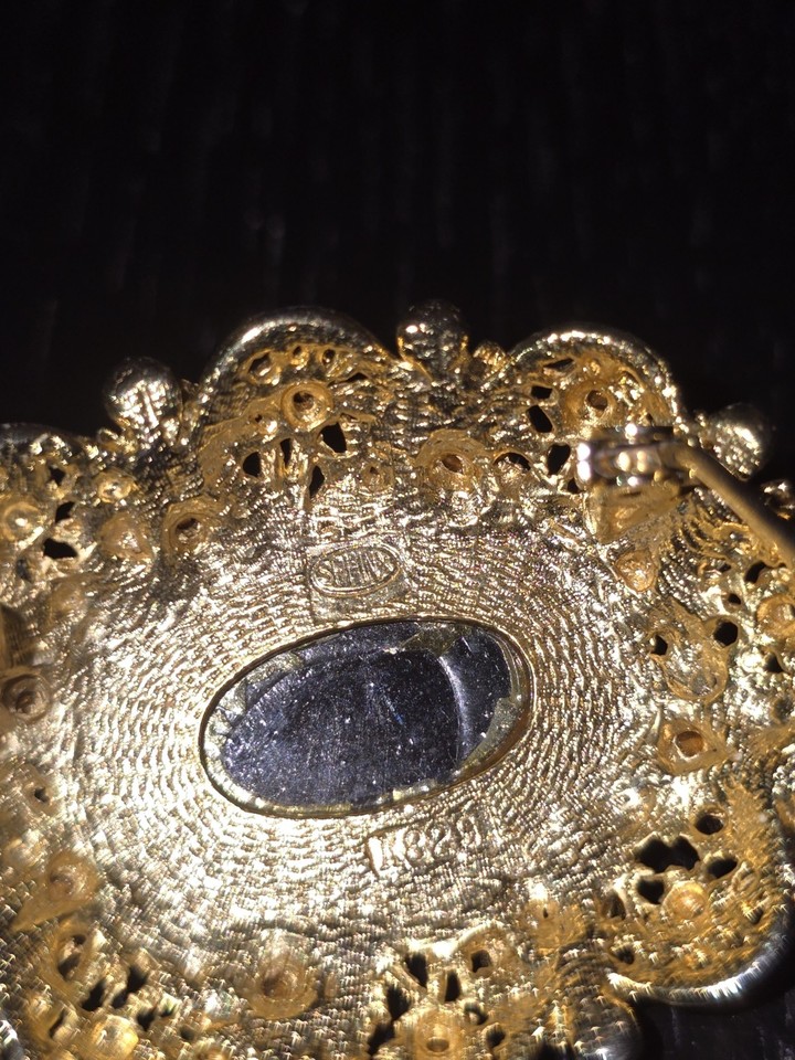 Vintage Sphinx Gold Tone Brooch A829 | Signed British Costume Jewellery ...