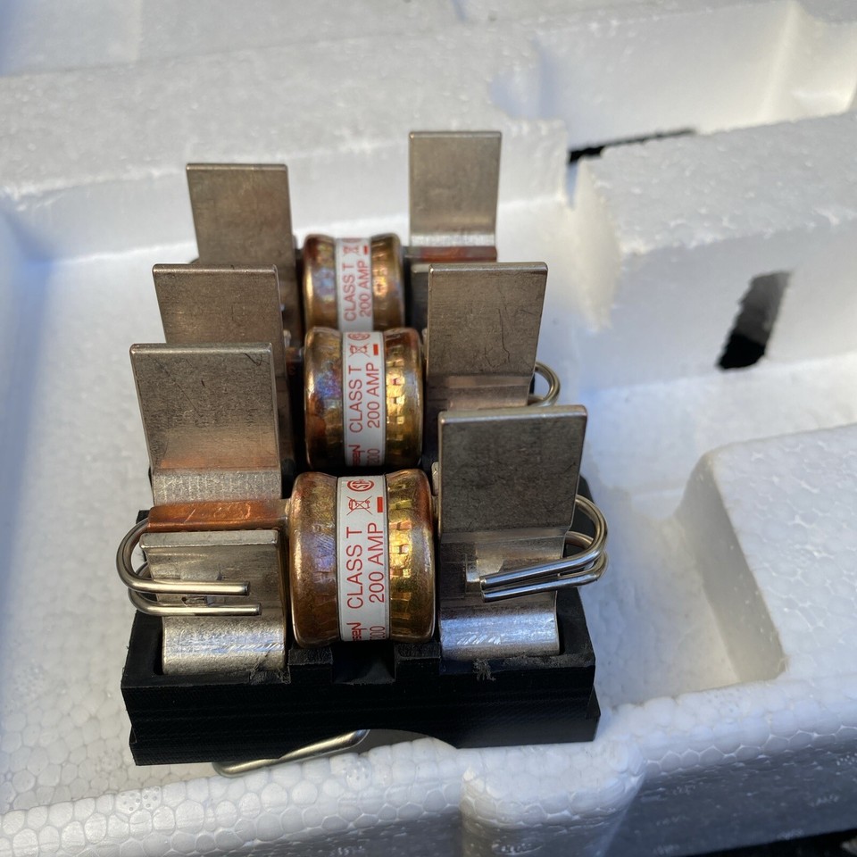 Square D FTL3200 Fusible Pull Out Switch 200 Amp Included Fuses 200amp ...