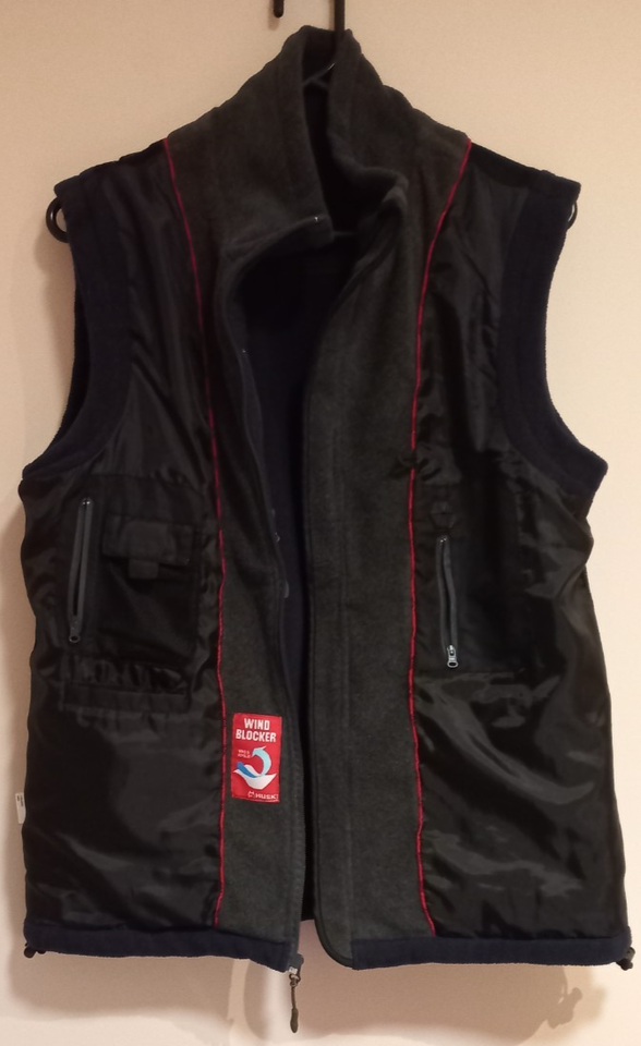 Mens Vest "HUSKI" Explorer, size M/97, poly, fantastic. | eBay Australia