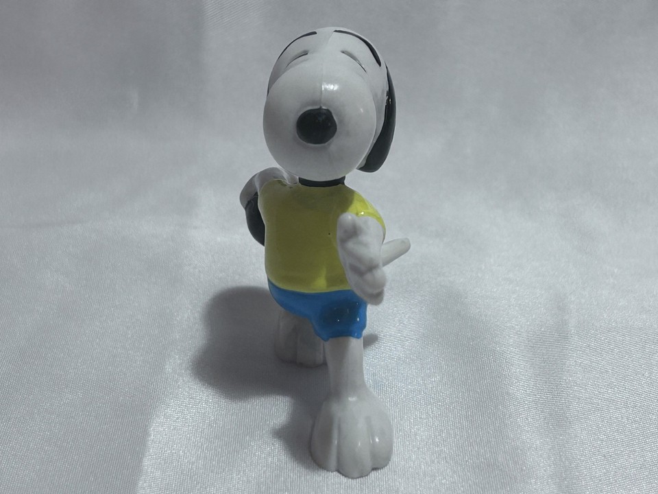Vintage Snoopy Peanuts PVC Figure - Bowling | eBay