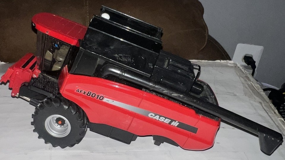 *READ* ERTL 1/32 CASE IH AFX 8010 COMBINE COLLECTORS EDITION ...