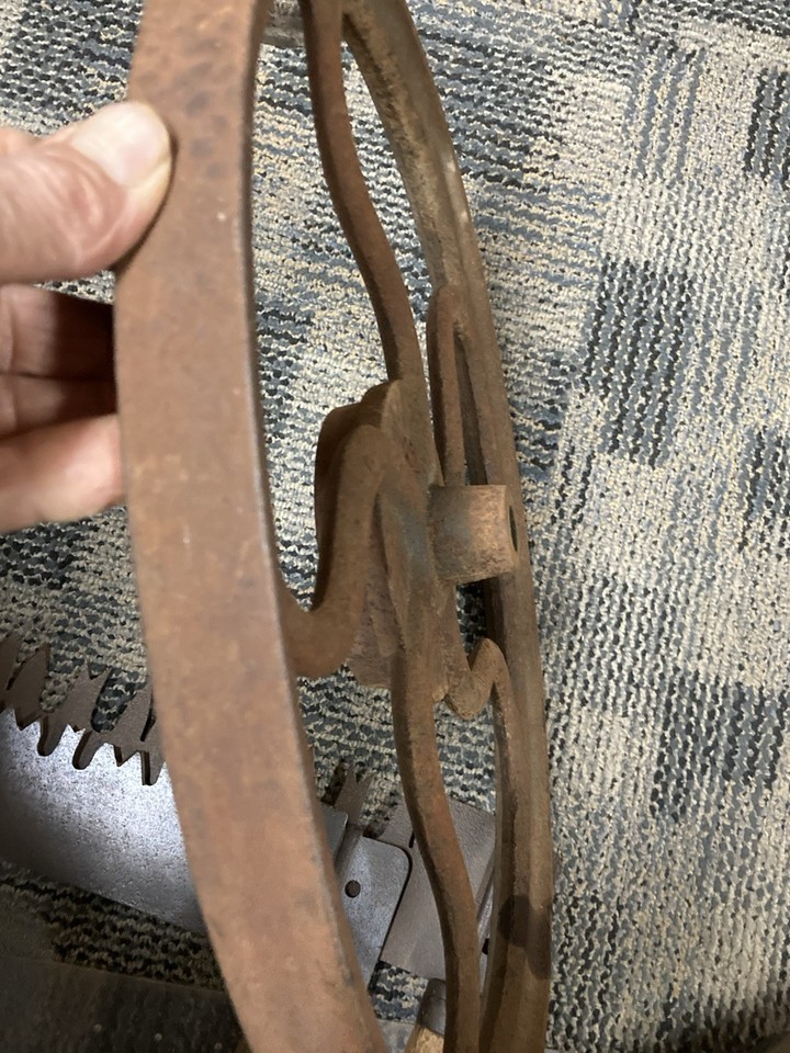 FLYWHEEL 17" + ratchet BLACKSMITH FORGE vintage cast iron steampunk ...