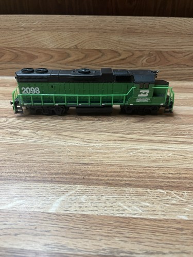 Life-Like N Scale Model Train Diesel Engine Burlington Northern 2098 | eBay