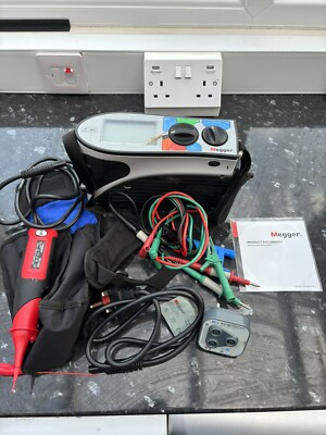 MEGGER MFT1552 Multi Function Test Meter Complete With Genuine Leads ...