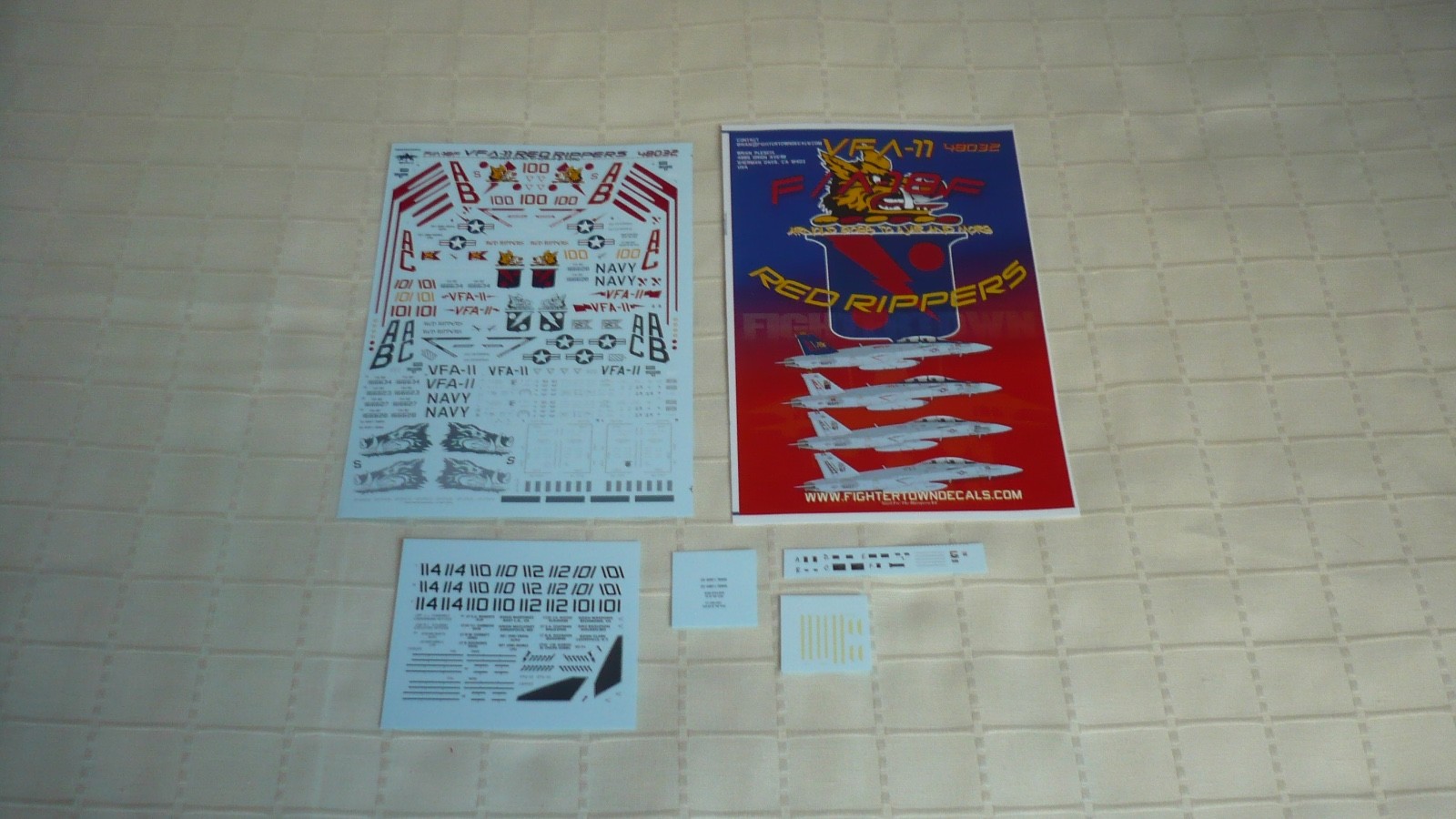 Fightertown Decals 48032 F/A-18F VFA-11 Red Rippers "Arnold Goes to ...