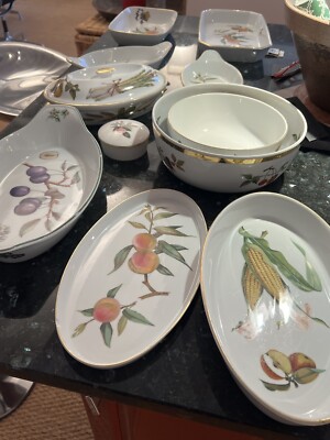 Royal Worcester ‘Evesham’ cookware set | eBay UK