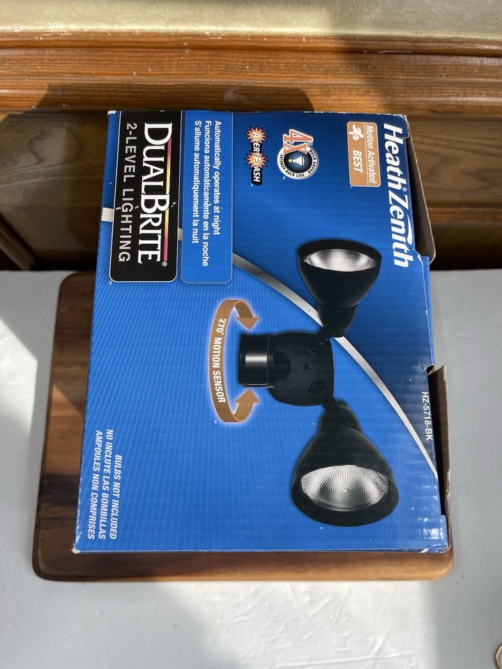 Heath Zenith Motion Activated Outdoor Flood Light HZ-5718-BK 270 Sensor ...