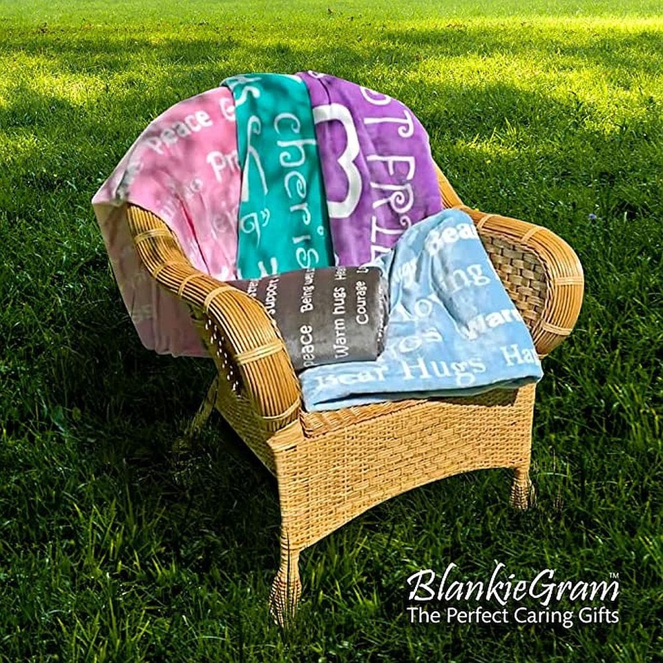 BlankieGram Hugs Plush Throw Blanket Caring Loving Gift Best Friends 5 ...