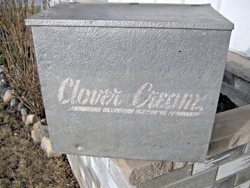 VTG CLOVER CREAM DAIRY GALVANIZED PORCH MILK BOX BOTTLE COOLER ...