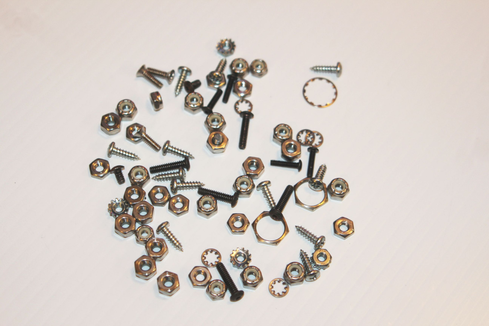 Lot of Screws Nuts Bolts Hardware - Picometrix Luna Thorlabs Fiber ...