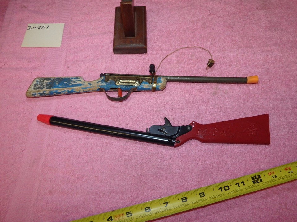 2 x lot Vintage Little Daisy Pop Cork Gun Play Gun Spring Loaded | eBay