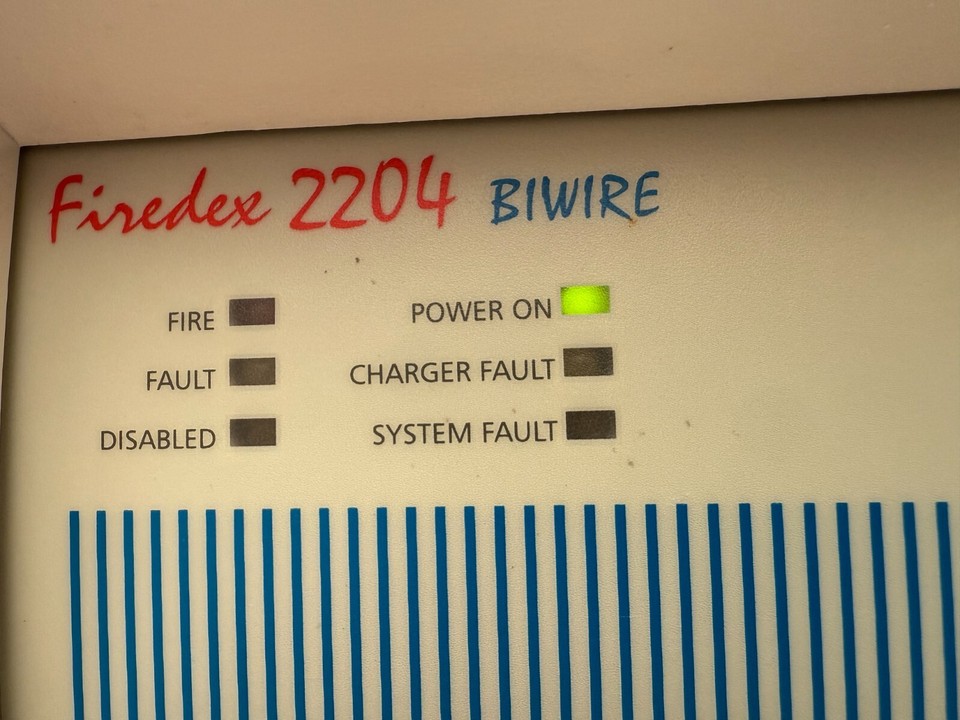 £245 + vat, JSB Firedex 2204 Bi-Wire Four Zone Fire Alarm Control Panel ...