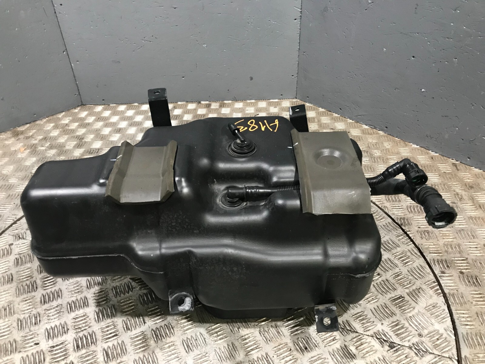 LDV Maxus V90 Deliver 9 2.0TD 2020-On AdBlue Tank With Pump C00079649 ...