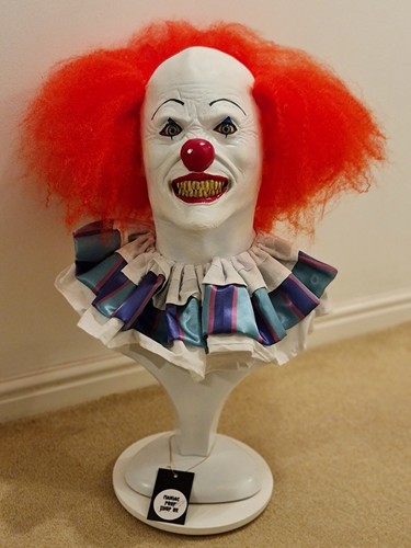 1:1 Tim Curry Pennywise Bust - from IT - Overhauled Ghoulish ...