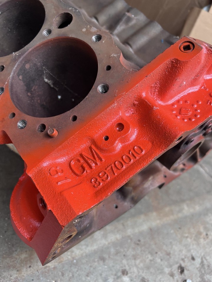 SBC 350 V8 ENGINE MOTOR BLOCK 3970010 BOLT MAIN GM 2 Hot Rod | eBay