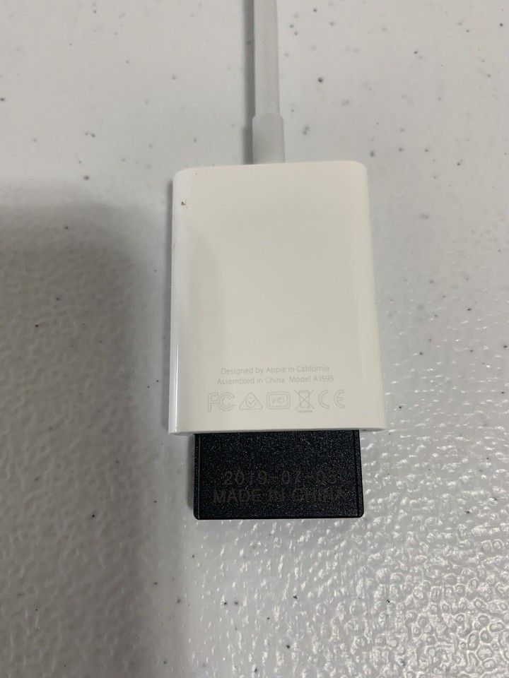 GENUINE Apple Lightning to SD Card Camera Reader Adapter MJYT2AM/A A1595 USED! 888462314473 | eBay