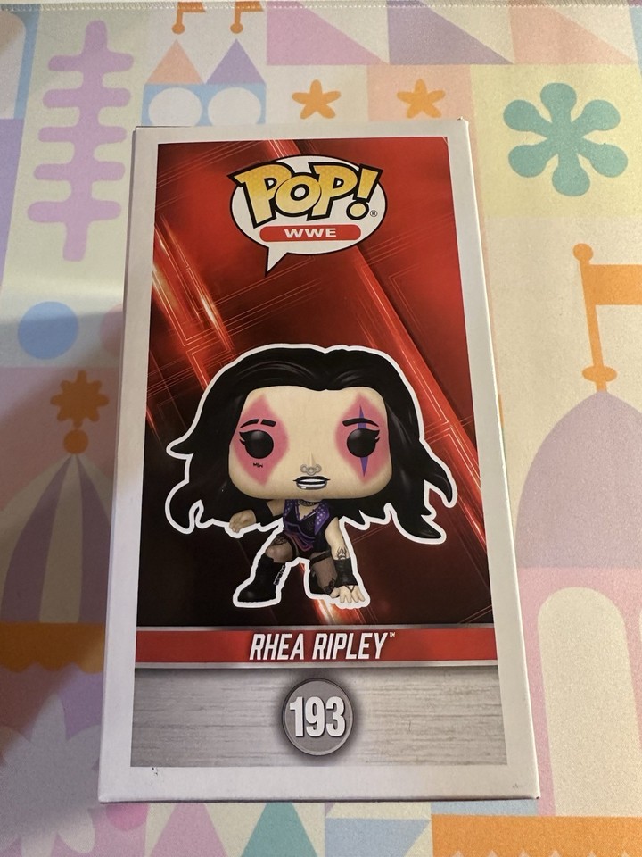 Rhea Ripley Funko Pop 193 Chase Hot Topic Exclusive with Protector | eBay