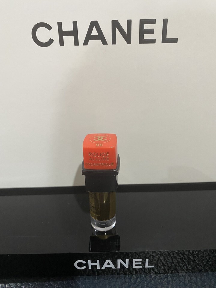 Chanel Rouge Allure Luminous Intense Lip Colour -96 Excentrique demo ...
