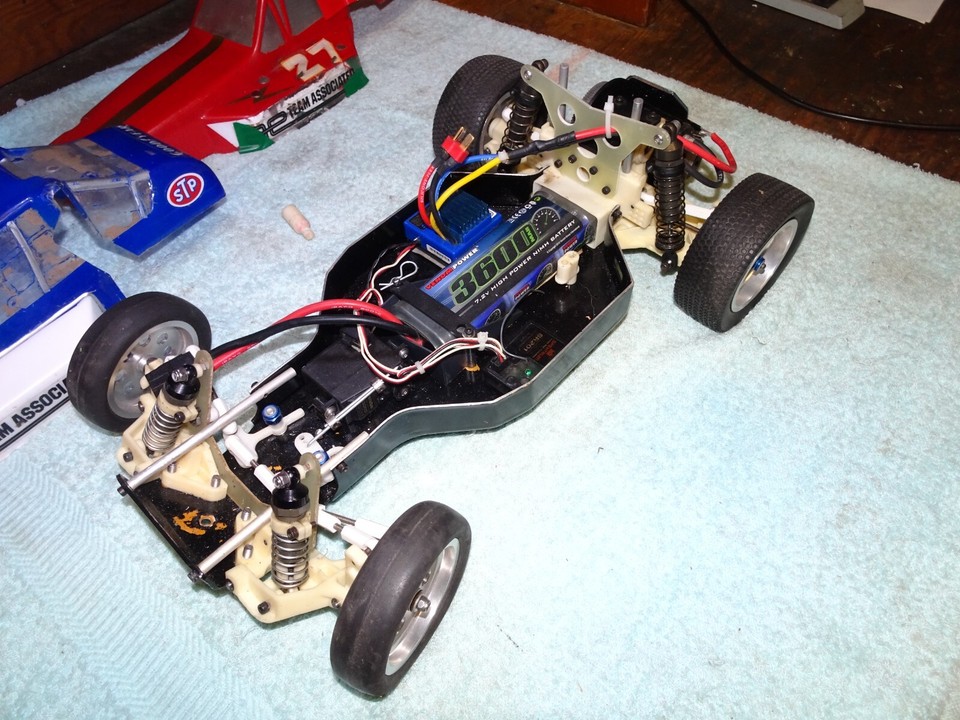 Vintage Team Associated RC10 Rare Custom RC 10 Gold Pan Aluminum Wheels ...