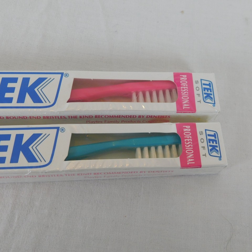 Tek Lot of 2 Toothbrush Professional Soft Ultra Colors Full Head Blue ...
