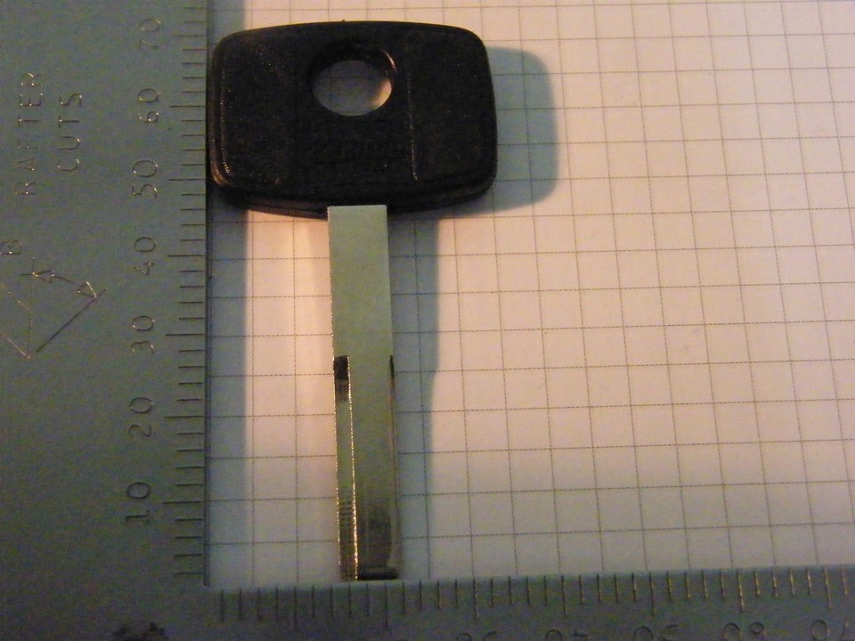 Auto Chiavi Anello Sp Per GM Chevair Commodore Monza - Profilo: H & WH ...