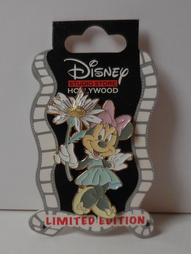Disney Pin DSSH Minnie Petals and Pals Pin LE400 | eBay