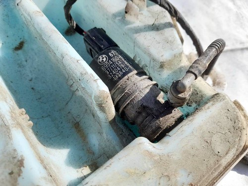 67126934160 6934160 Windshield Windscreen Washer Pump for BMW 5-Se ...