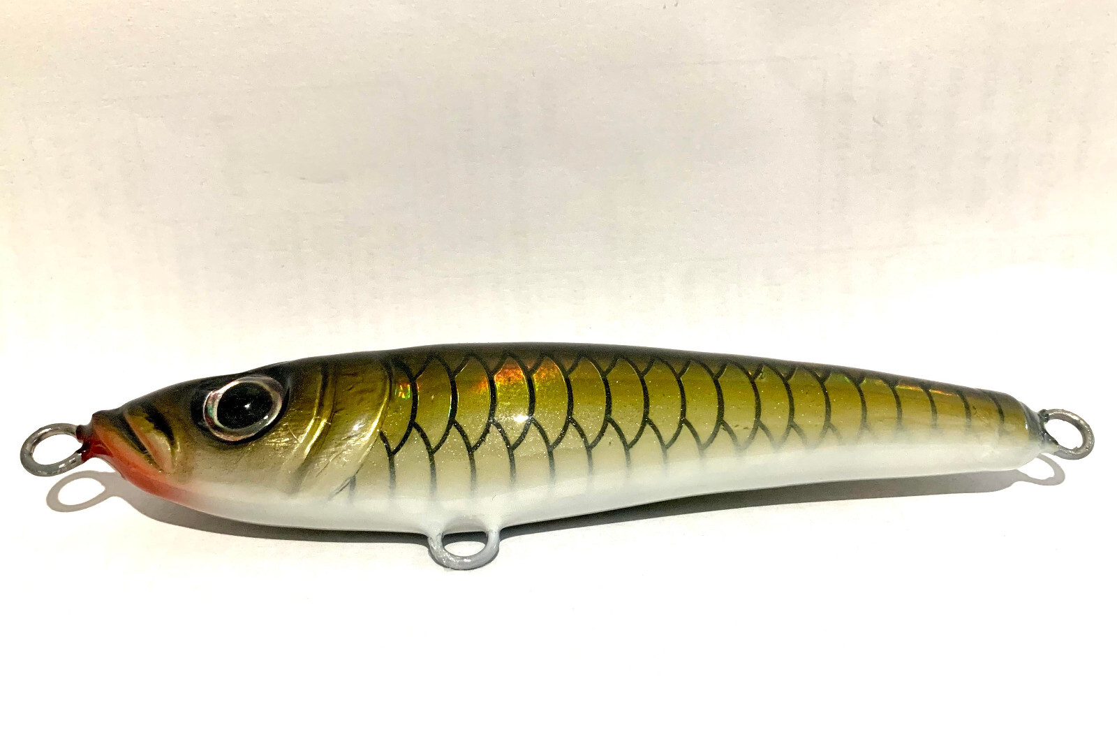Timber Sinking Stickbait - 60 Gram 130mm - Gold Skitter. Throughwire ...