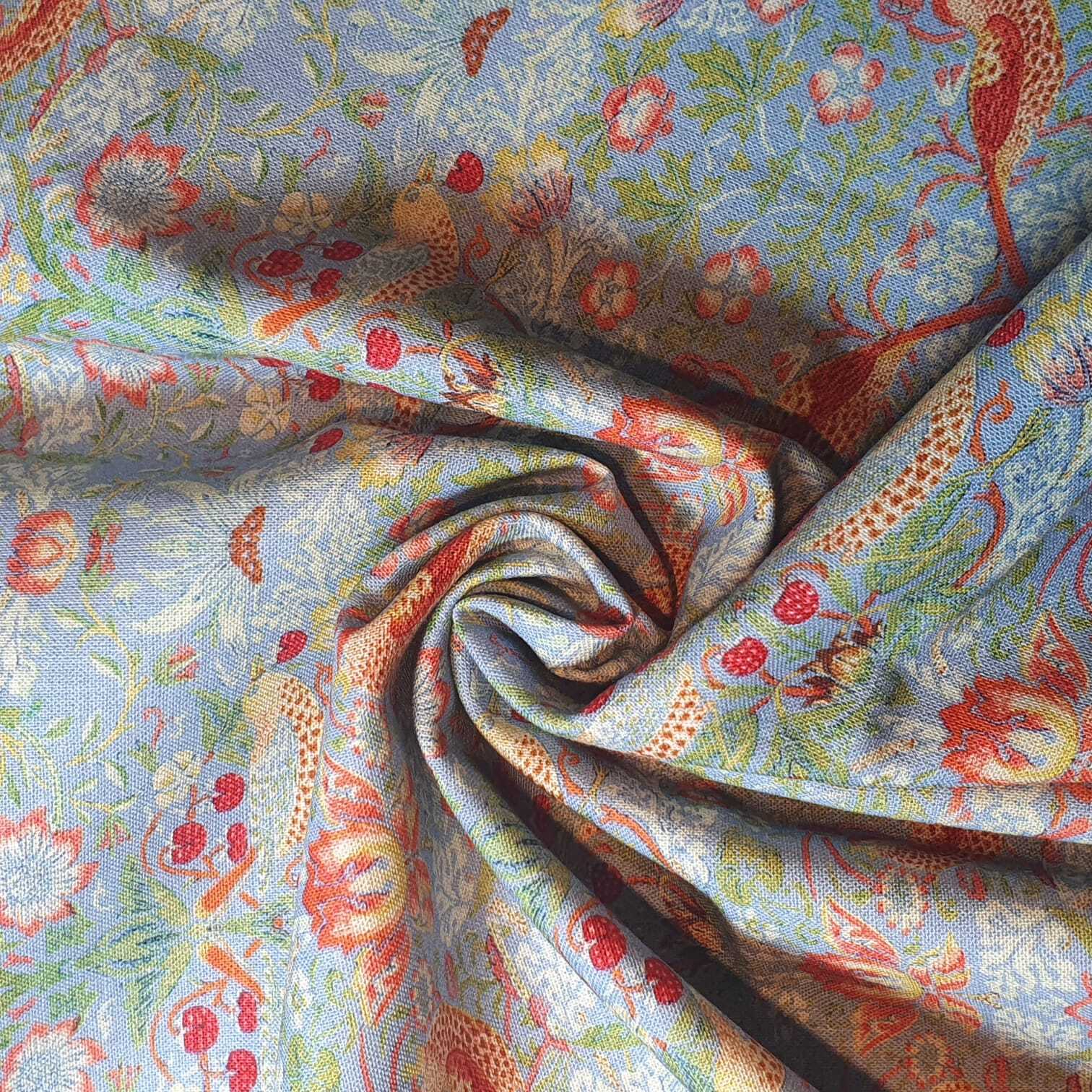William Morris Cotton Fabric Classic Victorian Prints Crafty ...