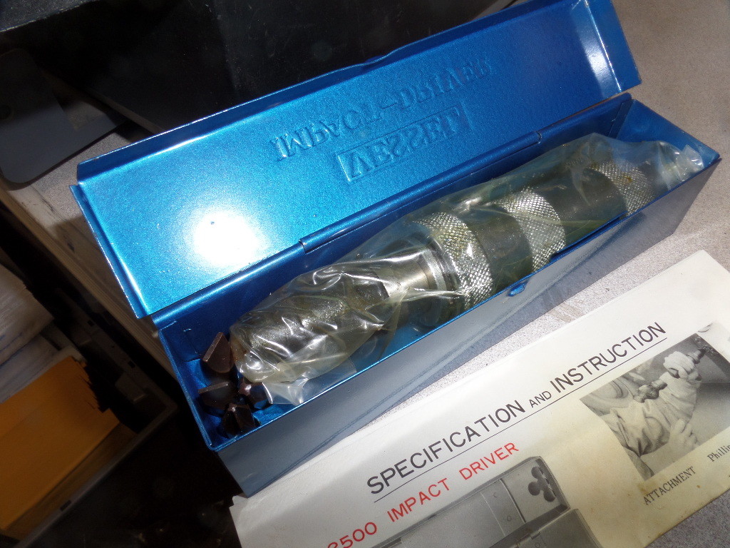 Vintage Made in Japan Vessel Impact Driver w/ 4 Bits 2500 3/8" Square ...